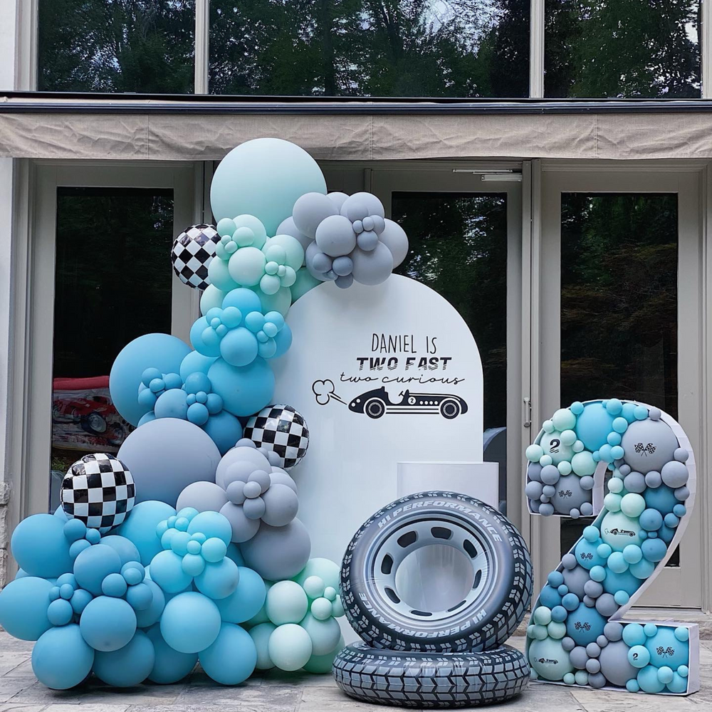 CONFETTIMYPARTY TORONTO BALLOON + PARTY SHOP