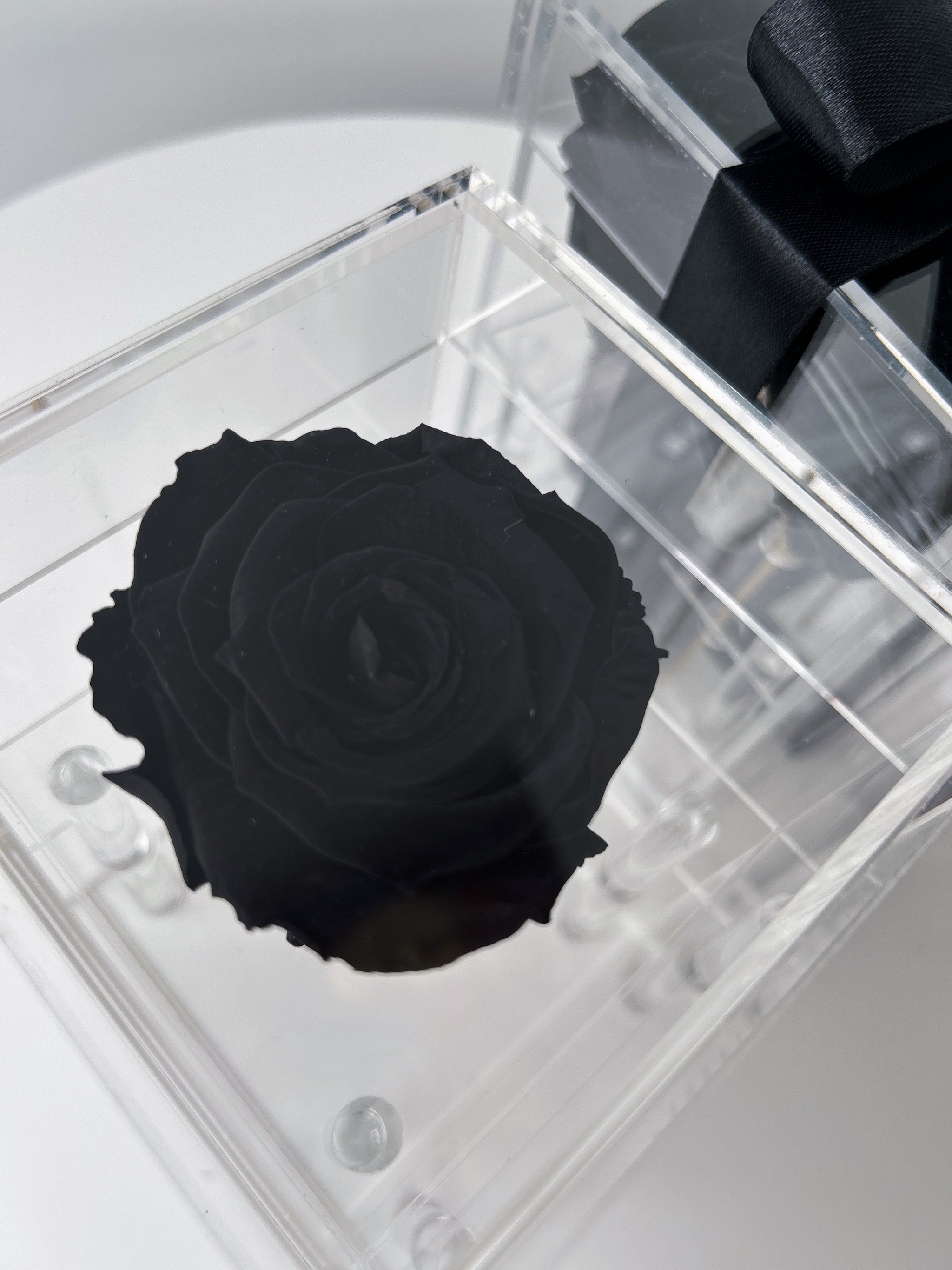 ACRYLIC ROSE BOX - BLACK – CONFETTIMYPARTY