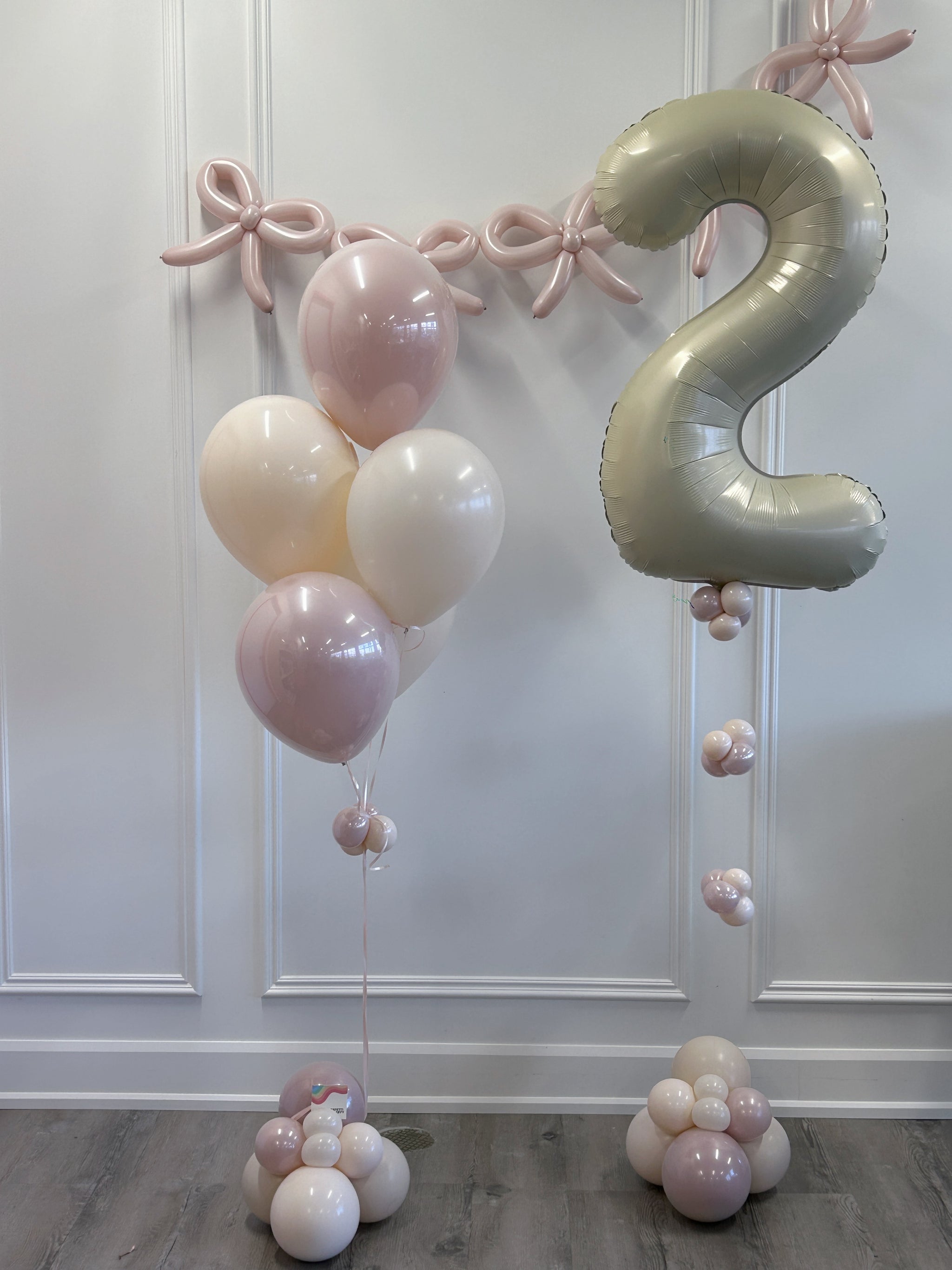 BOW BIRTHDAY BALLOON BUNDLE 🎀 TORONTO – CONFETTIMYPARTY