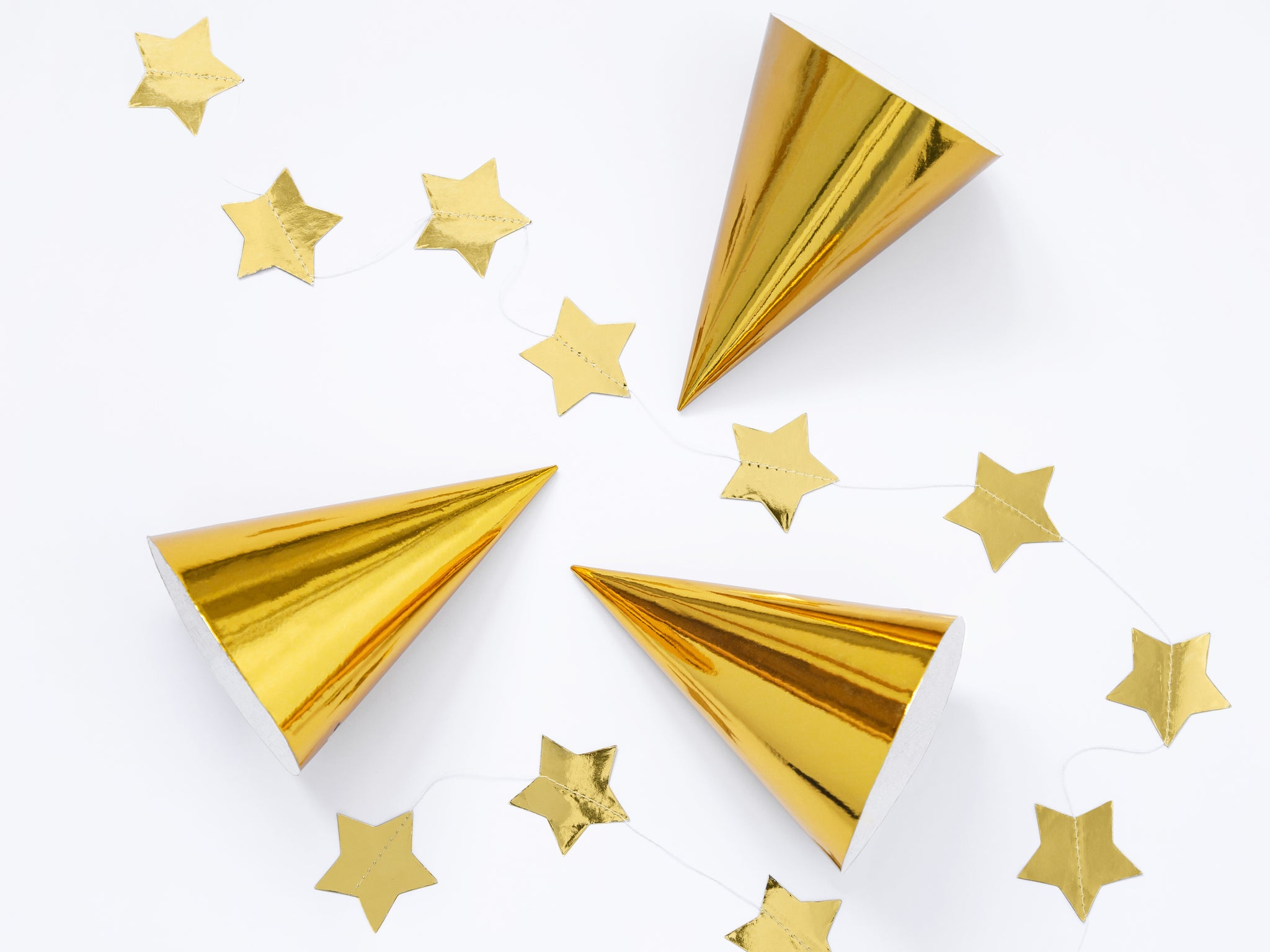 GOLD STARS HANGING BANNER – CONFETTIMYPARTY