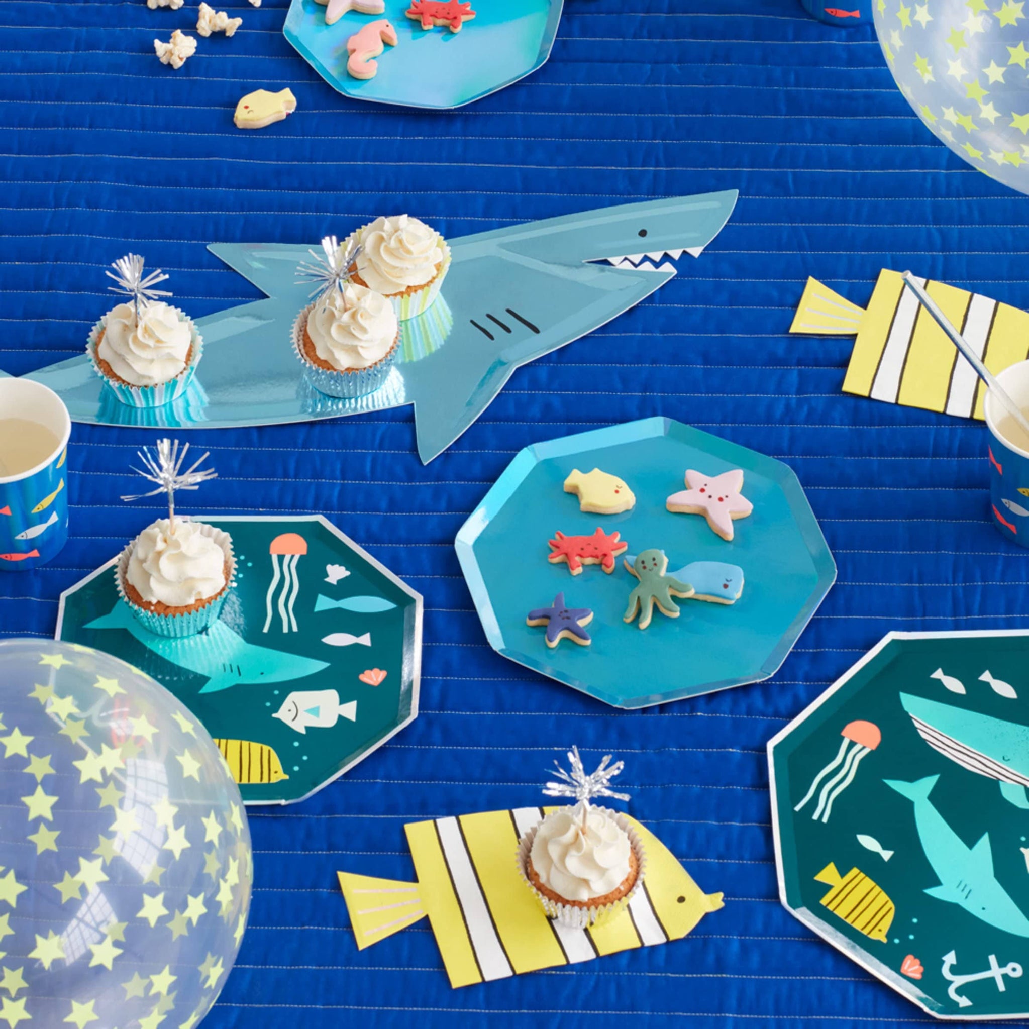 UNDER THE SEA PAPER PLATES BY MERI MERI – CONFETTIMYPARTY